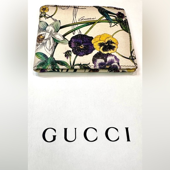 Bags | Gucci Flora Woman Bifold Leather Wallet | Poshmark